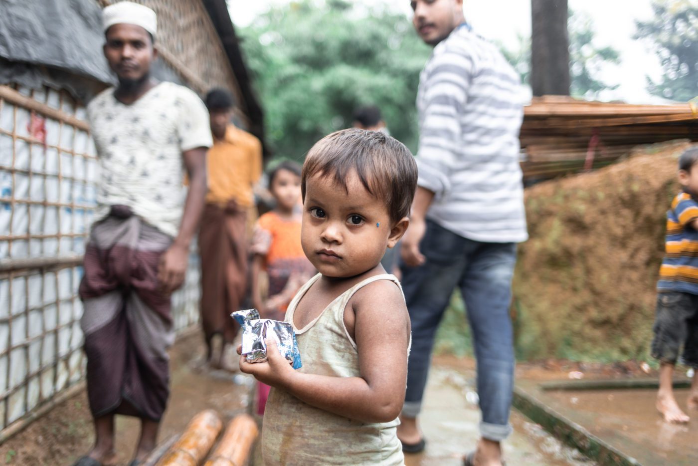 WFP and Government of Bangladesh Deliver High-Energy Biscuits to School ...